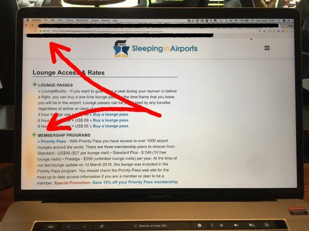 Macbook Pro Screen Discoloration/Spots (15" 2017 Touch Bar)