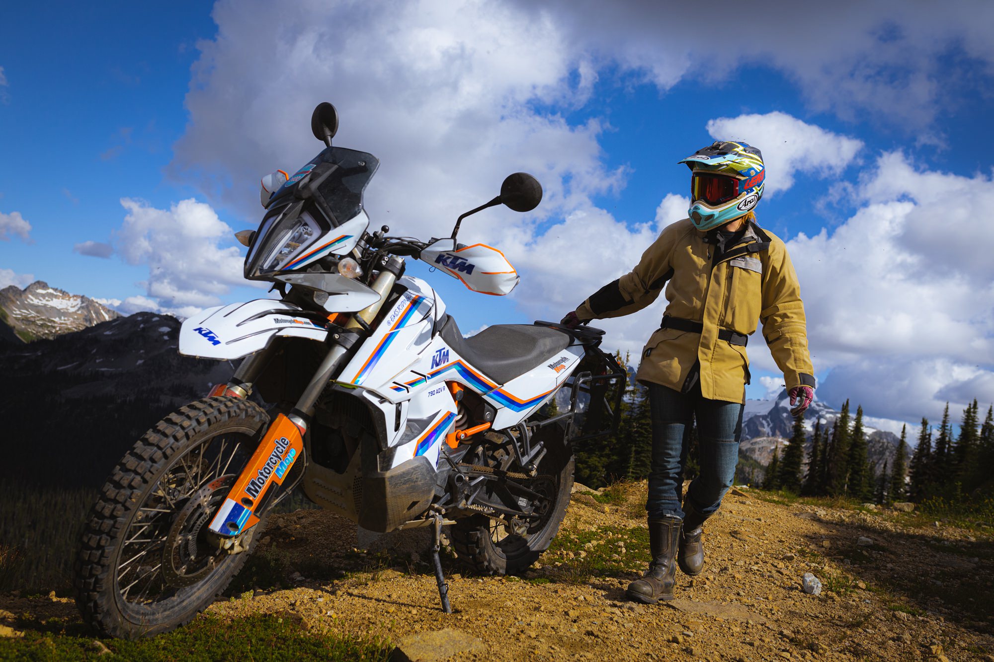 Emily Roberts & Baby Boy | High in the Alpine